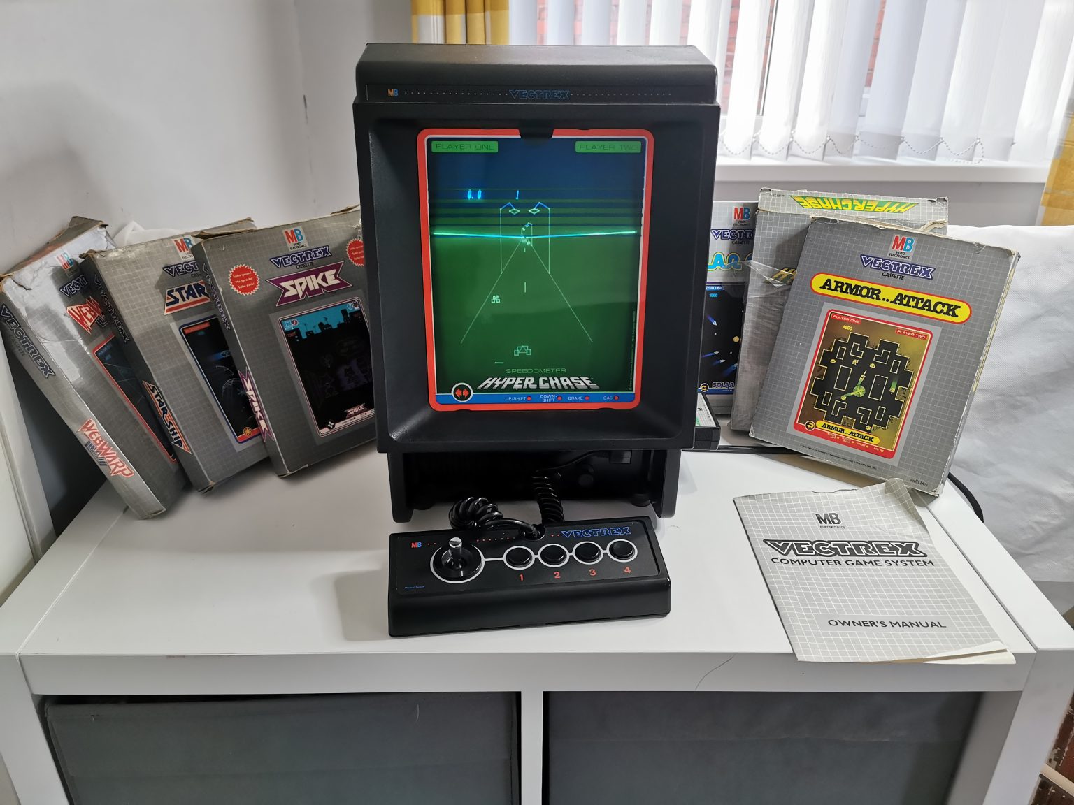 MB Vectrex - bleep bloop