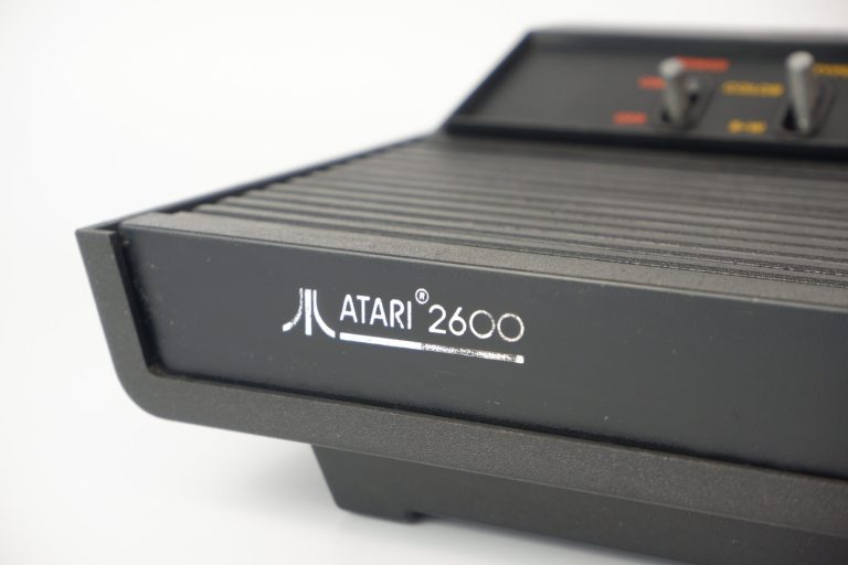 Atari 2600 ‘Vader’ – bleep bloop